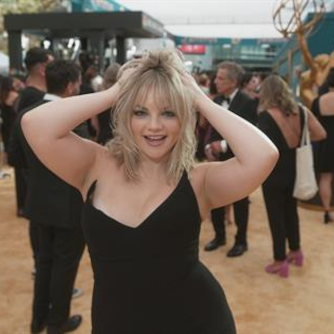 Ella Stiller - 2022 Emmys E! Glambot Ella Stiller - 2022 Emmys E! Glambot